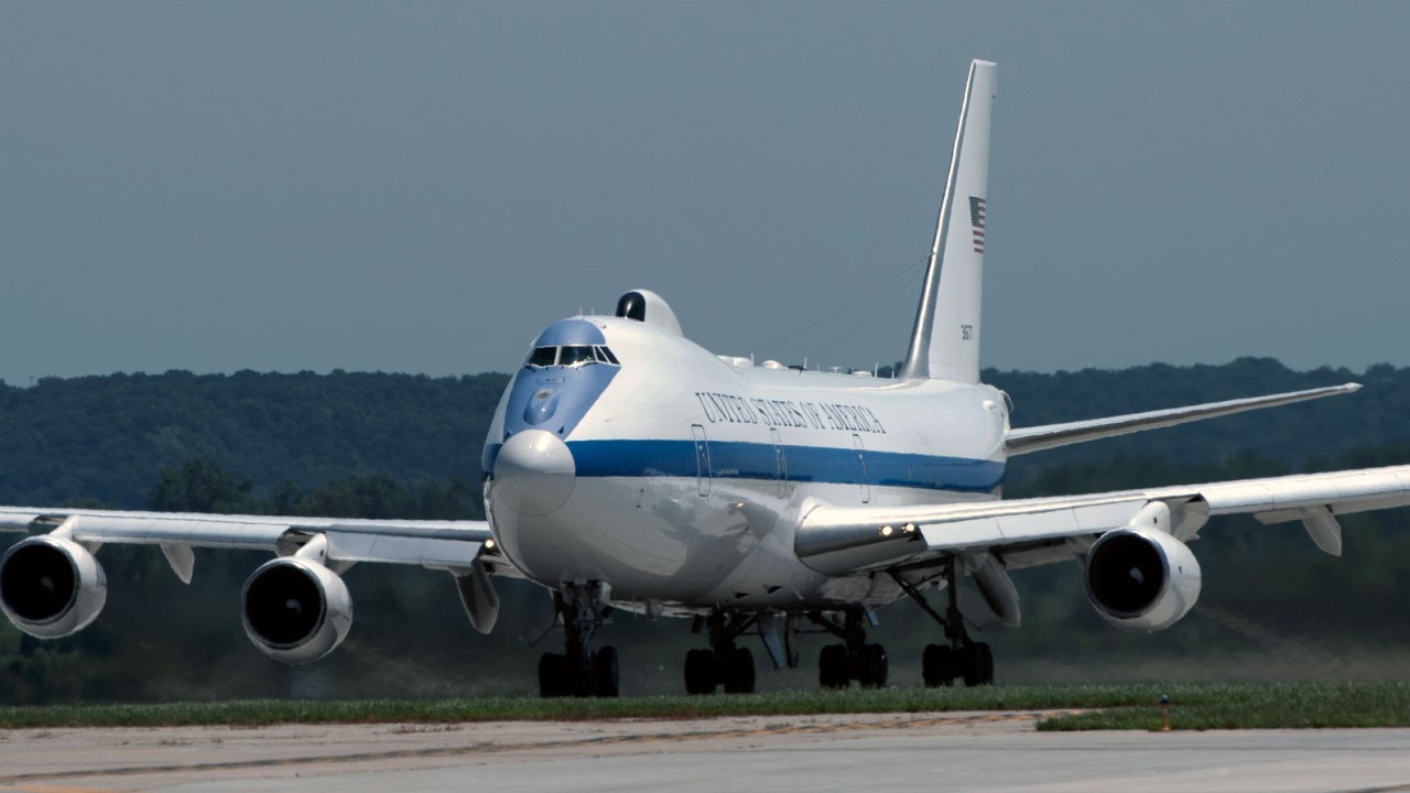 Boeing Withdraws Bid for Pentagon's Next-Gen 'Doomsday Plane ...